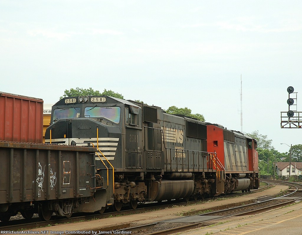 CN 5428 East